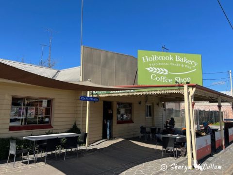 Holbrook, NSW - The Submarine Town - Discover Australia Now